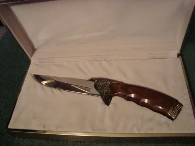 Please Help Me Identify This Knife!! | BladeForums.com